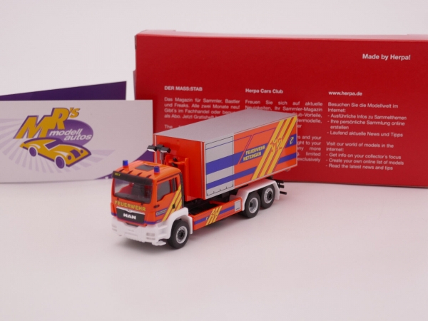 Mrs Modellautos - Herpa 096768 # MAN TGL CC Koffer-LKW mit Ladebordwand Feuerwehr Metzingen 1:87